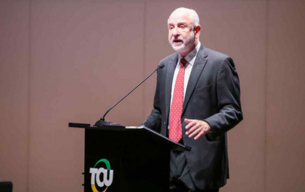 Coluna Magnavita: Convidado VIP