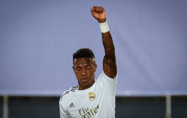 Basta ao racismo no esporte! Já está na hora de Vini Jr. convocar todos ...